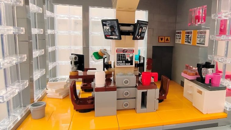 LEGO Marvel 76178 Daily Bugle Review - That Brick Site