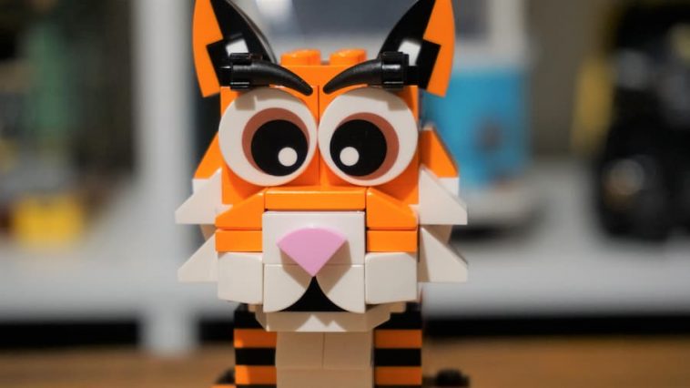 LEGO 40491 Year of the Tiger Review - That Brick Site