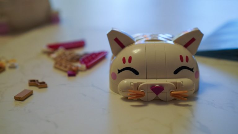 Lego 40813 Lucky Cat review - That Brick Site