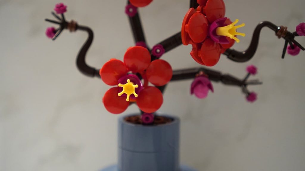 Lego Botanical Collection Plum Blossom review - That Brick Site